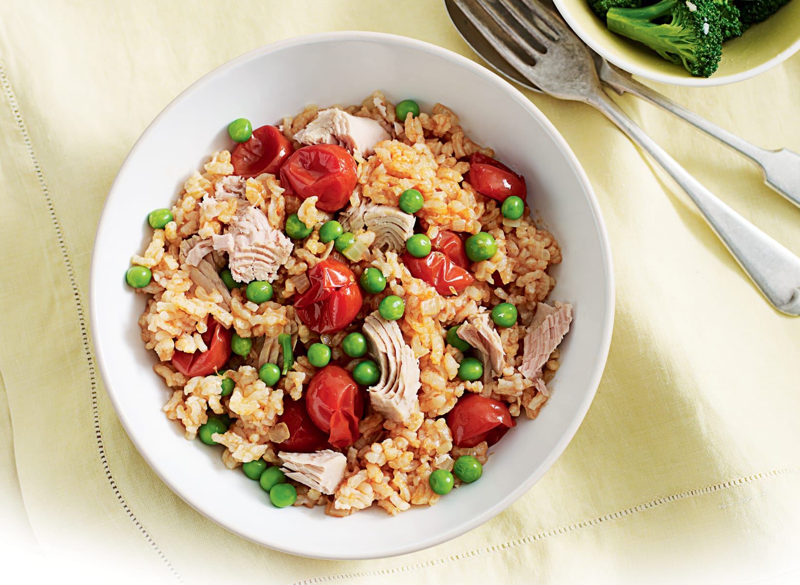 Oven-baked tuna and pea risotto - My Everyday Wellbeing