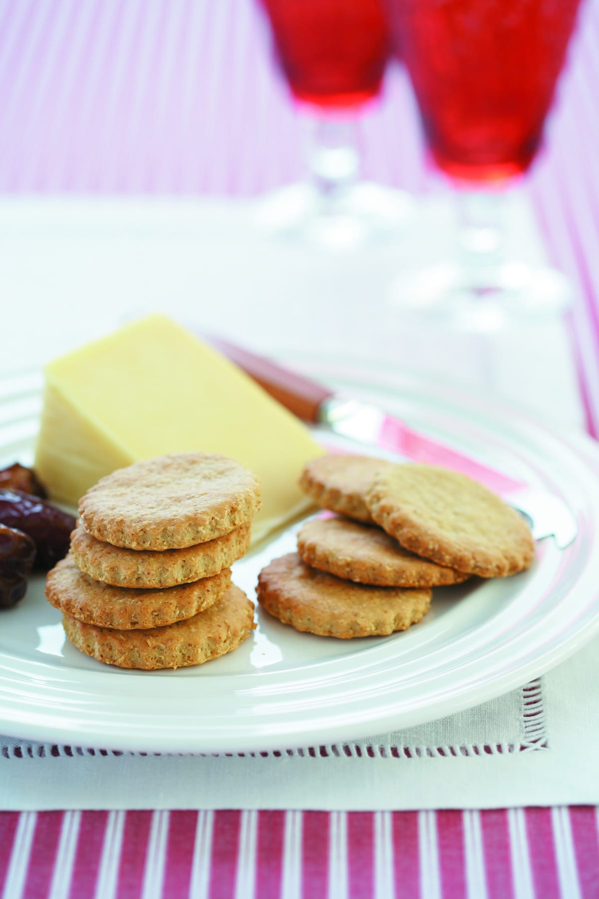 Oat biscuits - My Everyday Wellbeing
