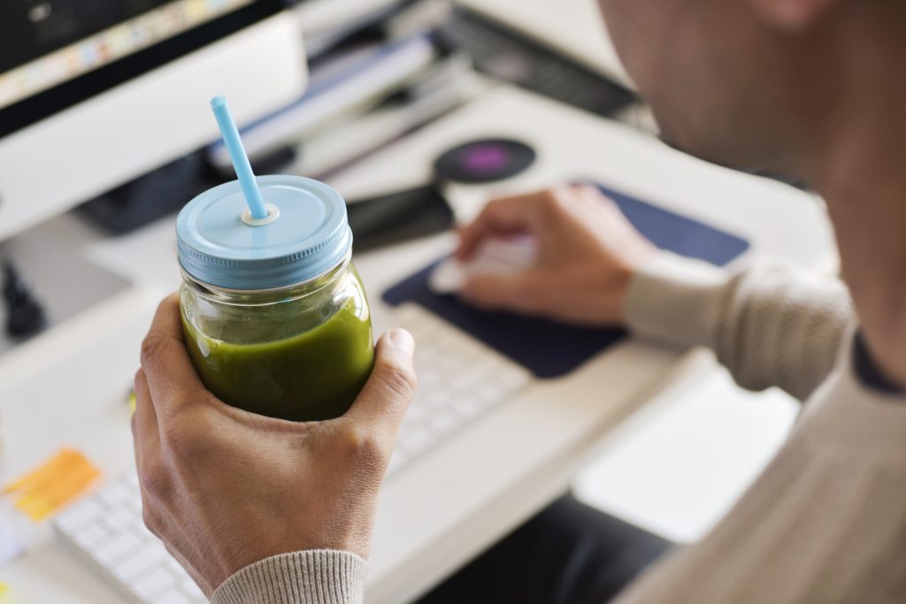 Work snacks that satisfy - My Everyday Wellbeing