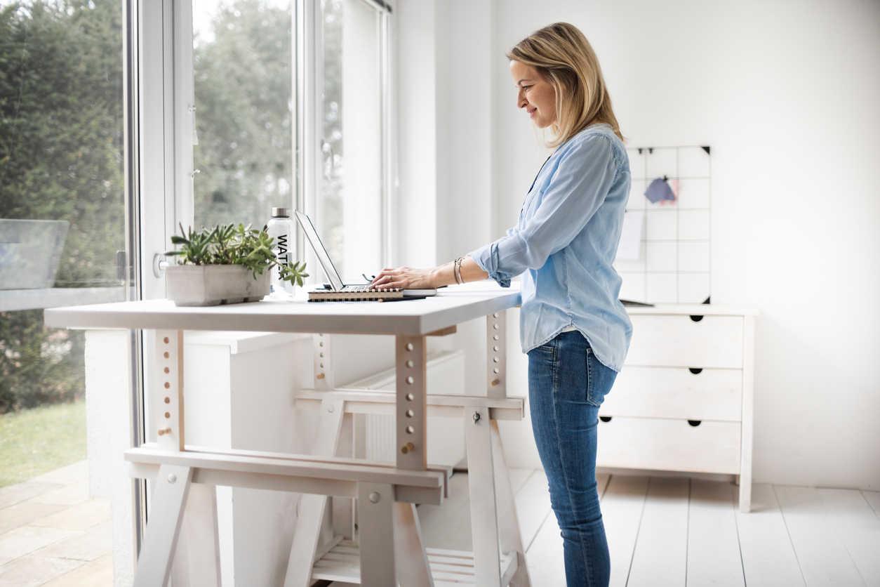 How much time should you spend sitting versus standing? New research ...